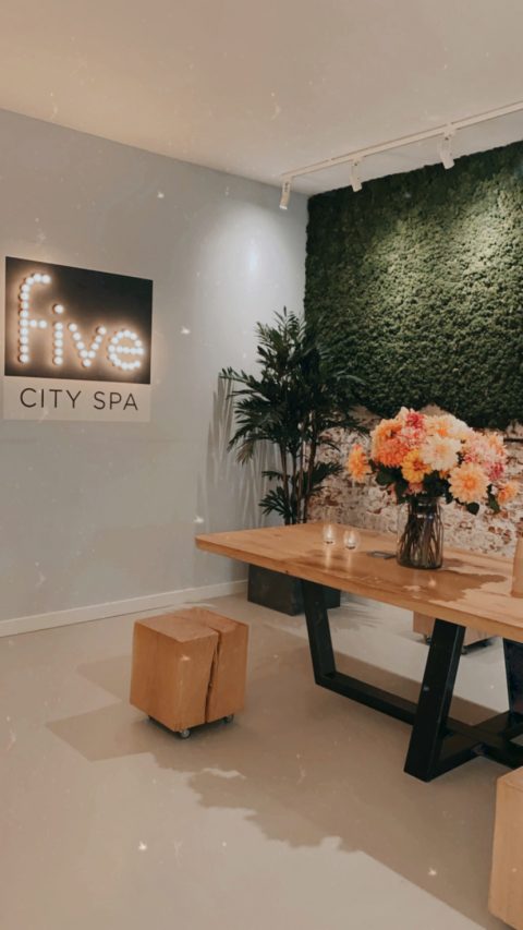 FIVE CITY SPA AMSTERDAM & UTRECHT MET O.A. EEN SPECIALE MOMMY MASSAGE!