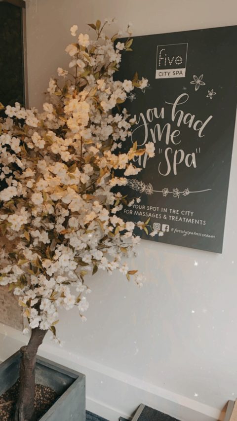 FIVE CITY SPA AMSTERDAM & UTRECHT MET O.A. EEN SPECIALE MOMMY MASSAGE!